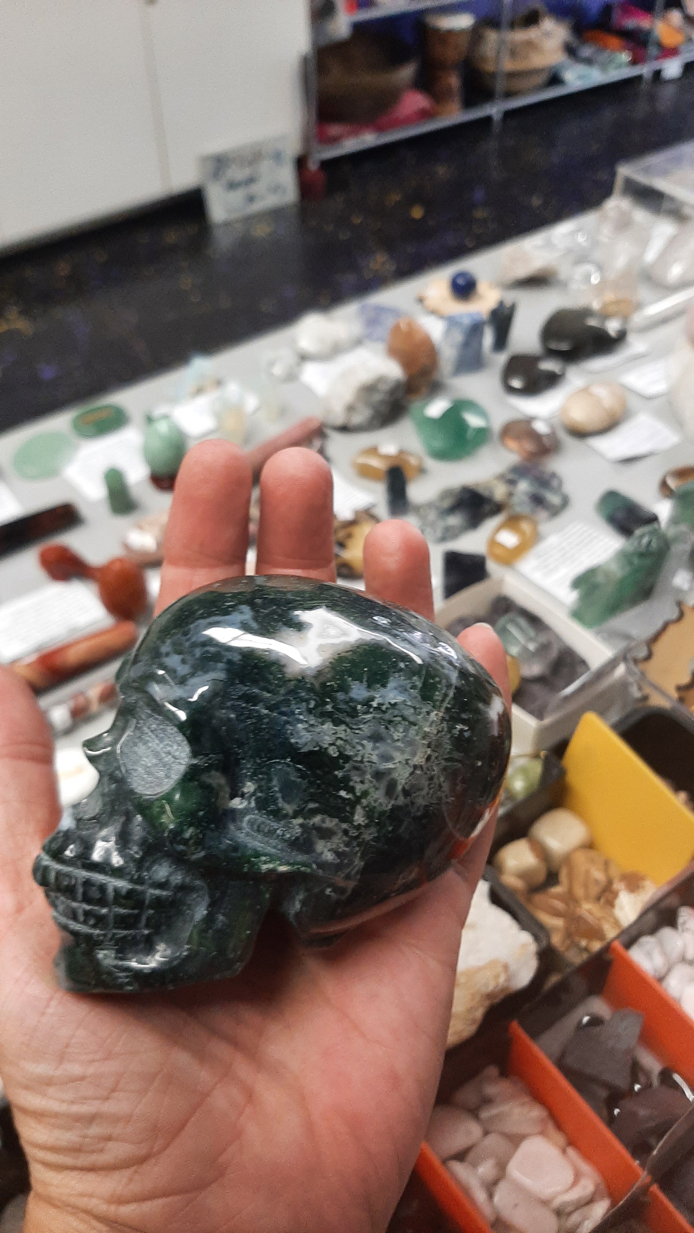 Moss Agate Skull, A crystal skulled carved out of Moss agate. Crystal ...